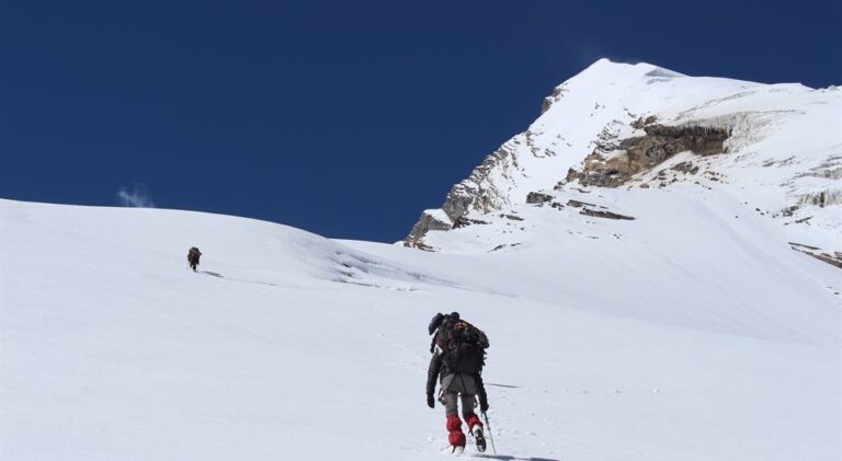 Auden’s Col Trek in Uttarakhand | Complete Travel Guide | Uttarakhand ...